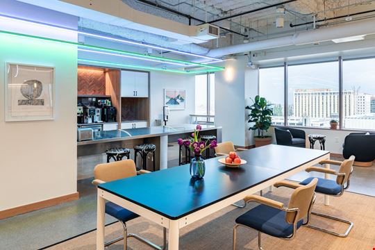 400 Capitol Mall - Office Space in Downtown Sacramento | WeWork