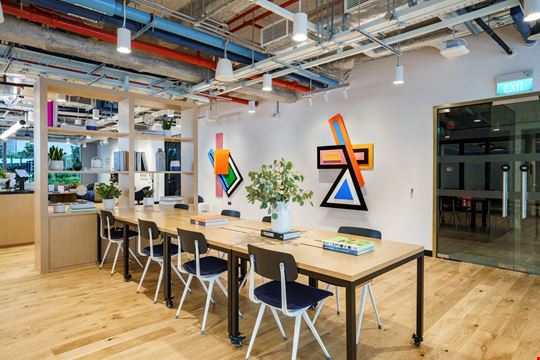 30 Raffles Place Coworking Office Space | WeWork Singapore